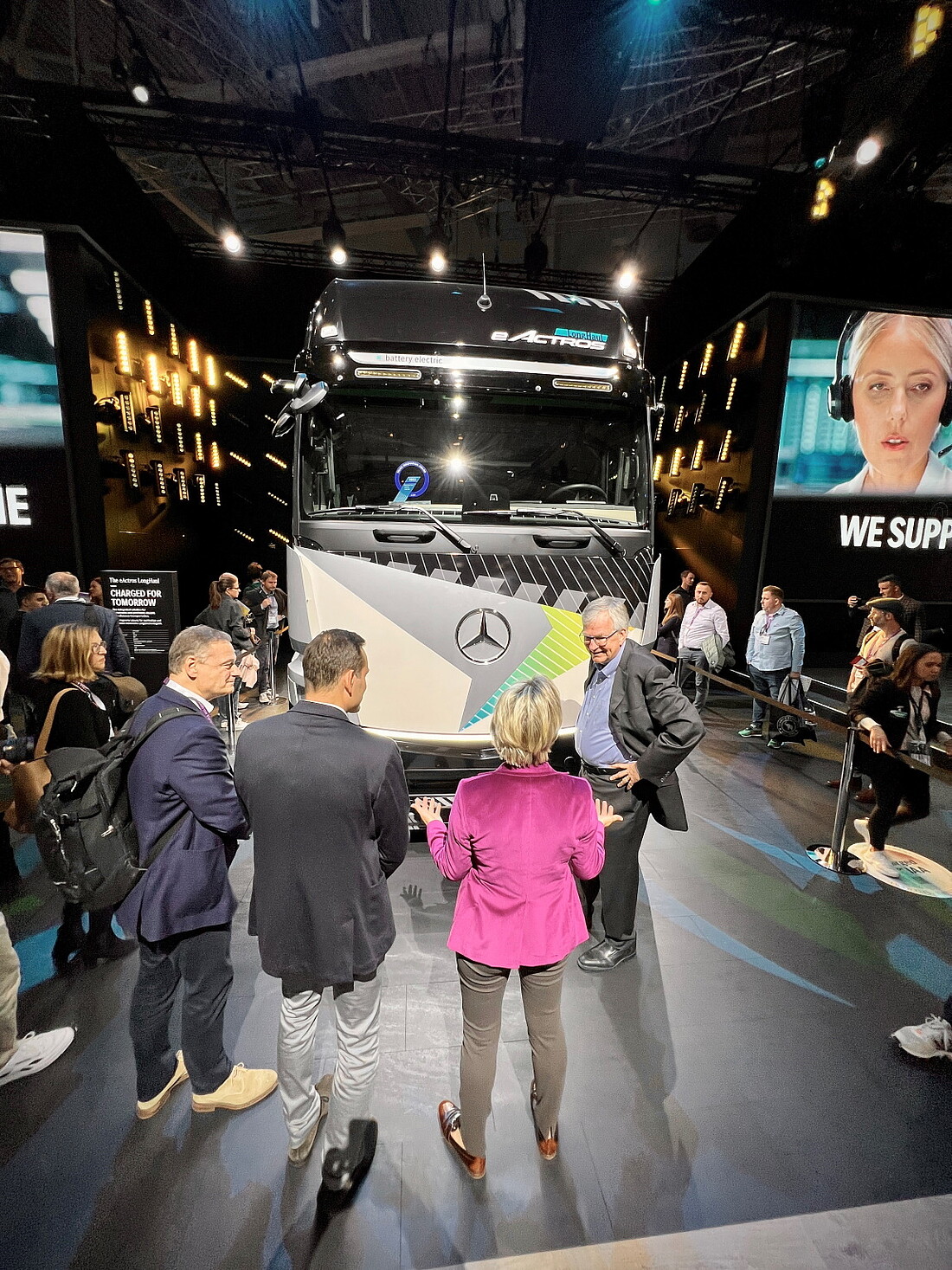 Klimafreundliche Nutzfahrzeuge bestimmen IAA 2022 - e-mobil BW